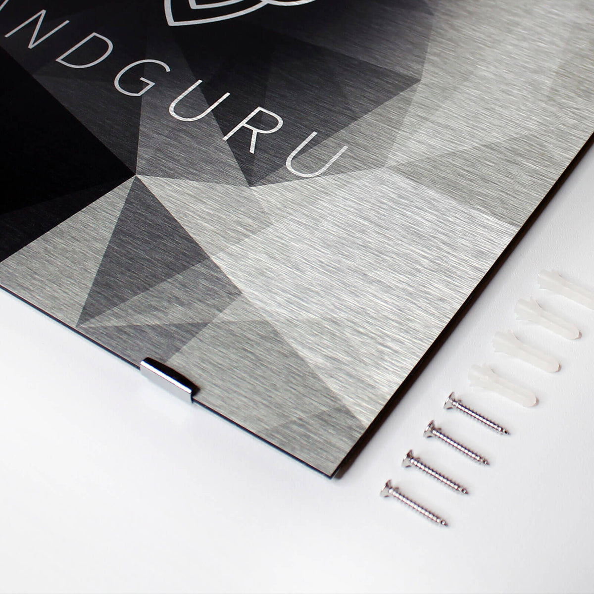 Aluminiumbild gebürstet Beeindruckendes Leoparden Porträt im Dschungel ...